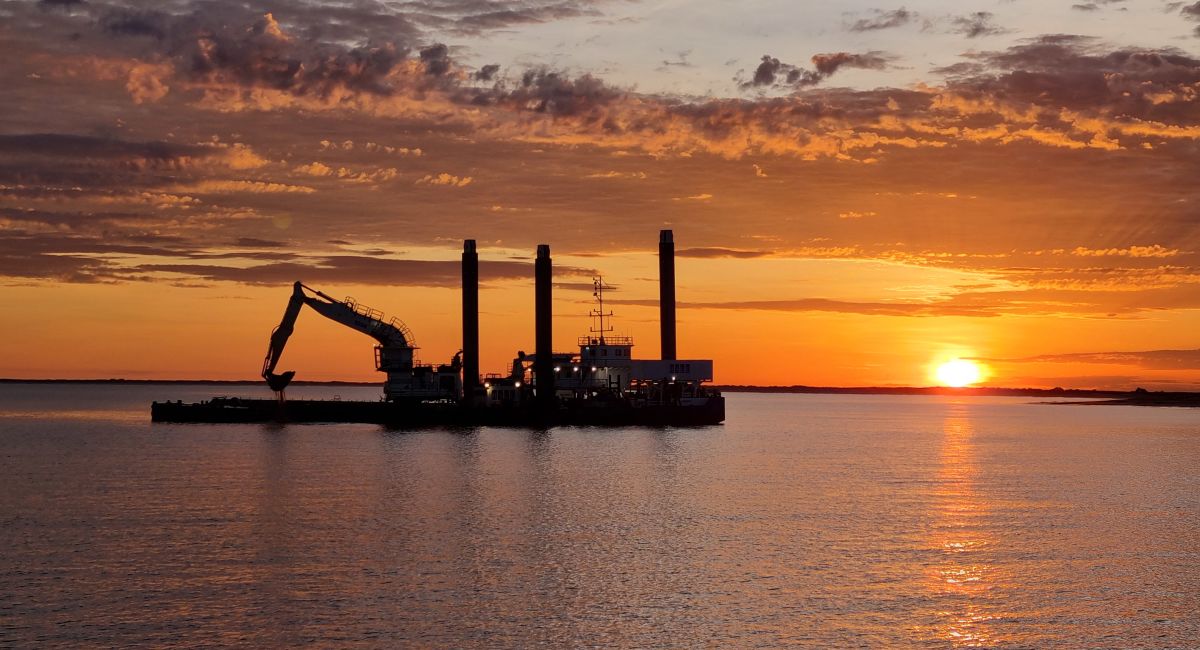 Port of Ashburton capital dredging - Hall Contracting