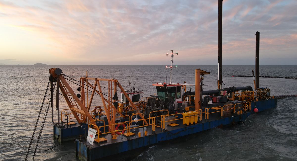 Molongle Creek Access Channel Dredging - Hall Contracting