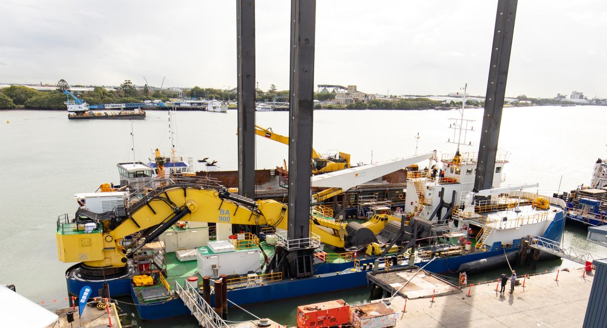 Dredge acquisition an Australian first - Hall Contracting